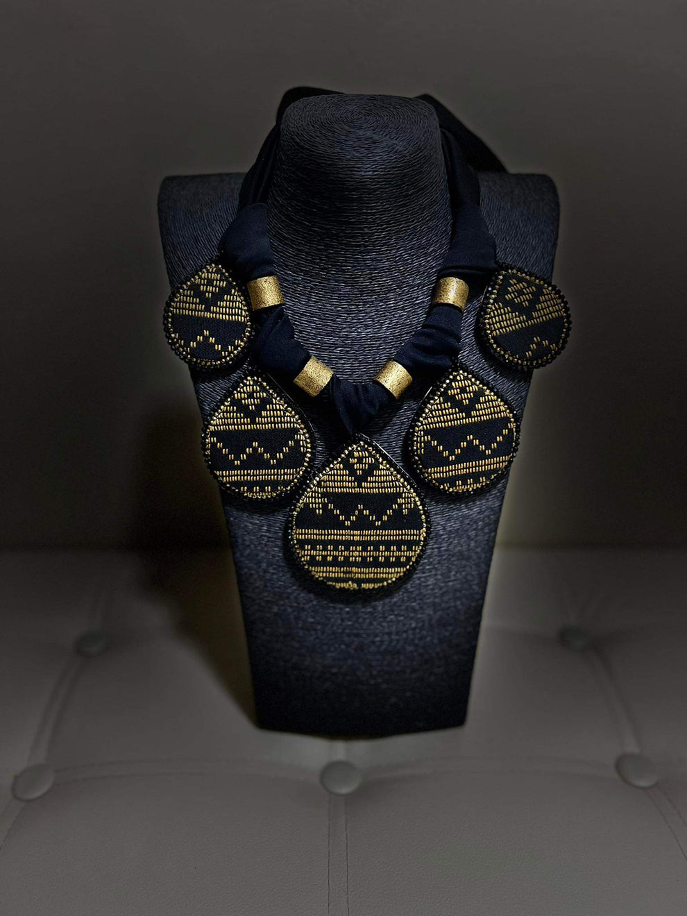 Inaul Neckpiece – Kathryn Fanlo